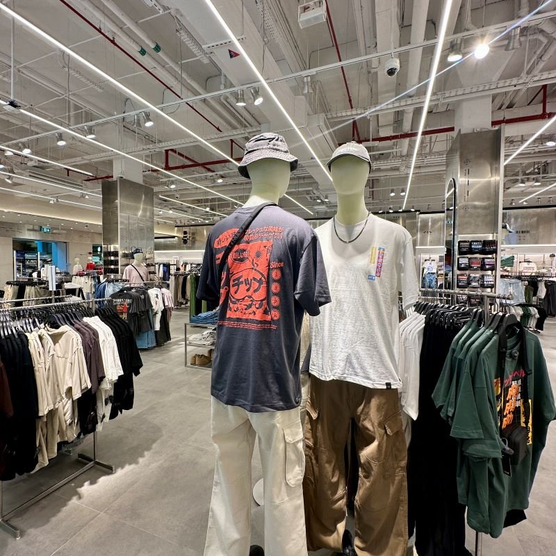 Pull & Bear - Mercato Shopping Mall